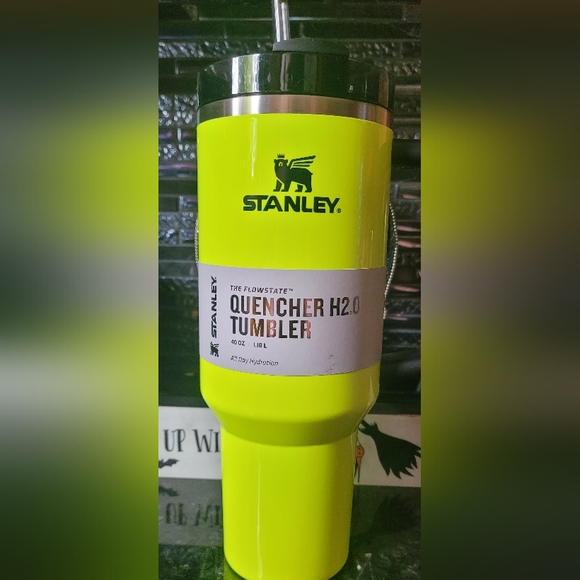 Stanley | Dining | Nwt Stanley Quencher H2 40 Oz Tumbler Neon Bright ...